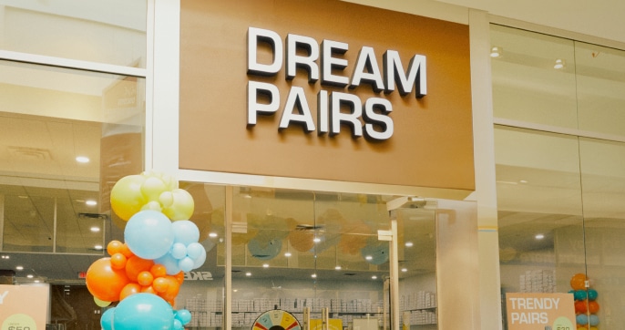 Dream Pairs Bay Plaza