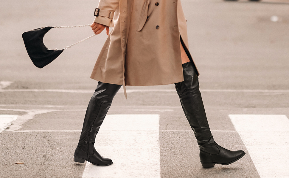 15 Exclusive Leather Boots For Women To Pull Off Contemporary Style