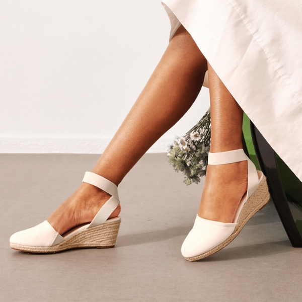 how to draw wedge shoes